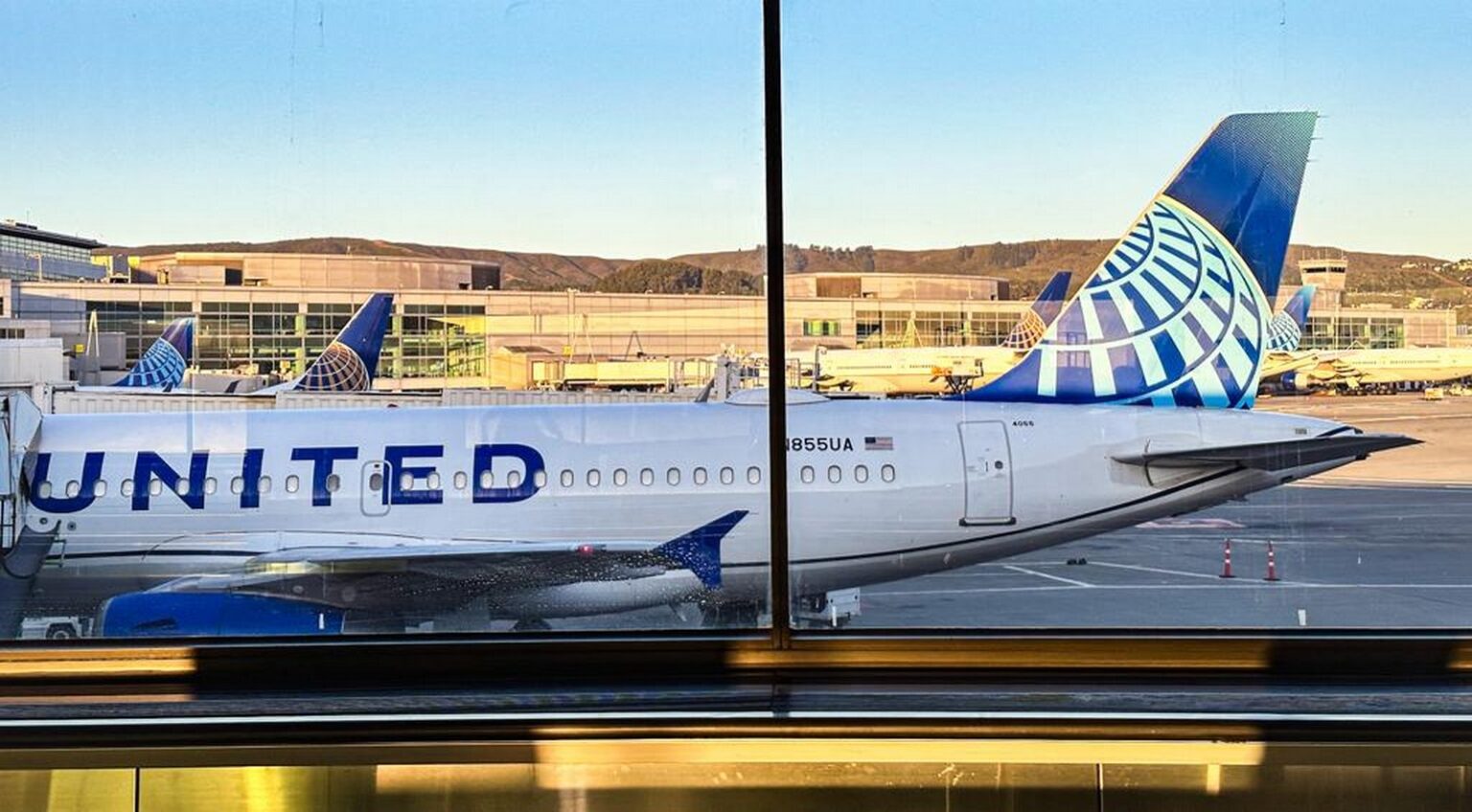How to Use Points for Domestic Flights: 14 Different Options